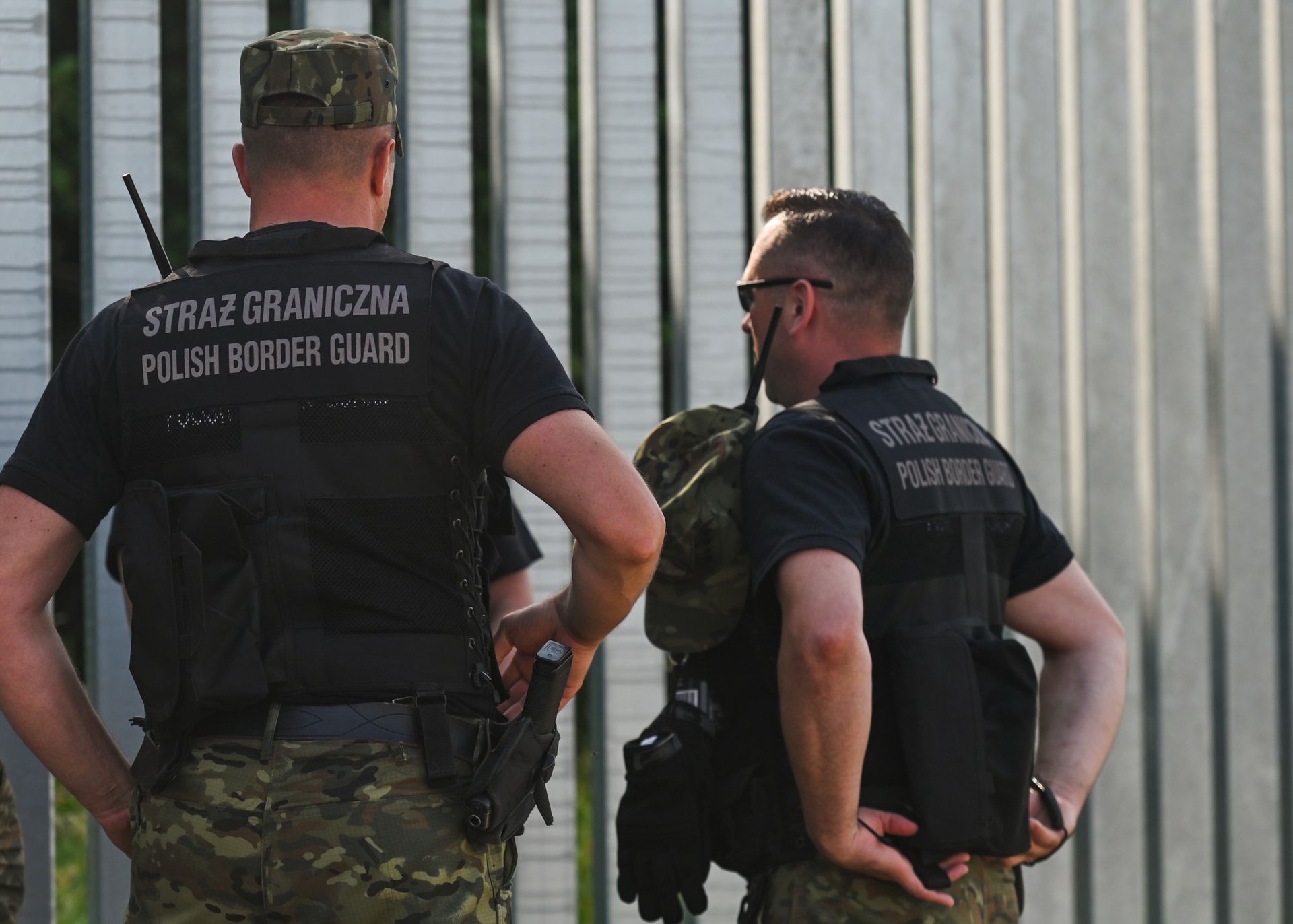 Incydent na granicy. Sięgnął między przęsłami i ukradł sprzęt