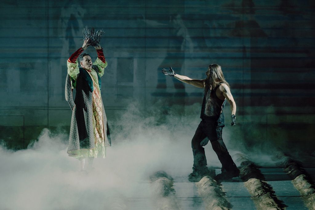 Stanisław August Poniatowski w spódnicy baletowej i Kościuszko w ...