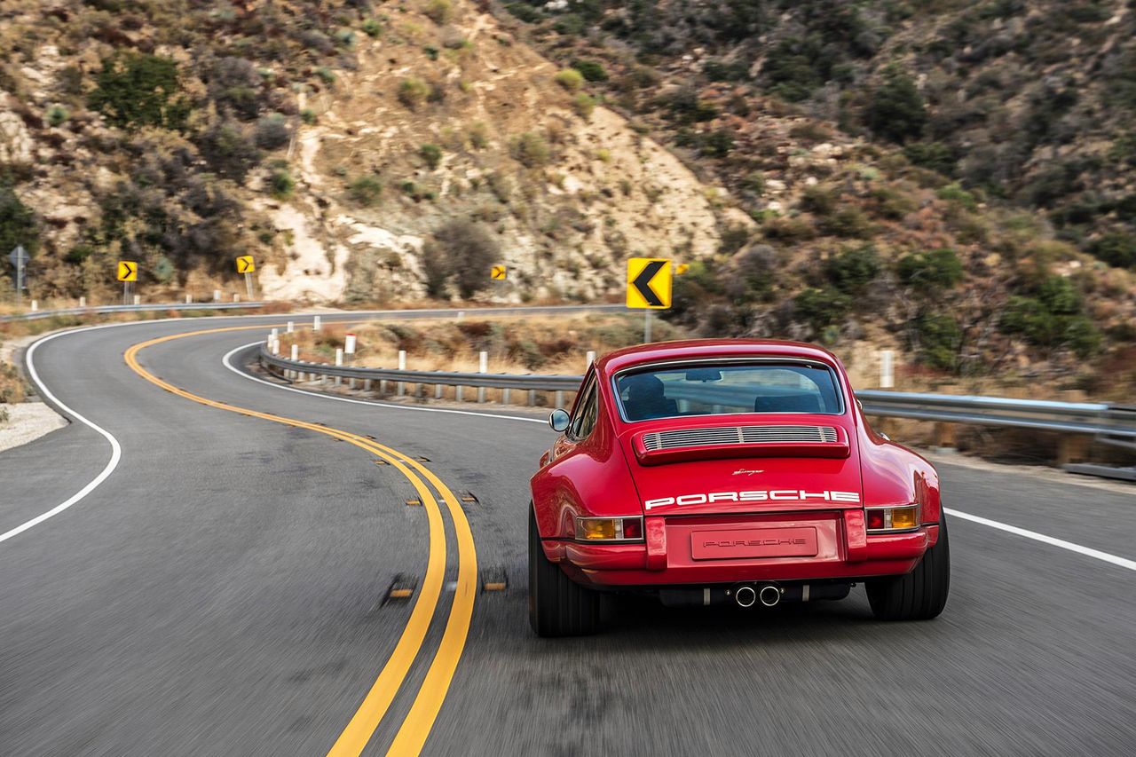 Porsche Singer 911 Le Mans - nowa maszyna i legendarna lokalizacja