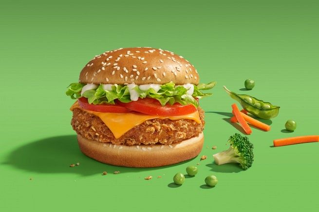 Bezmięsny Veggie Burger w stałym menu McDonald's