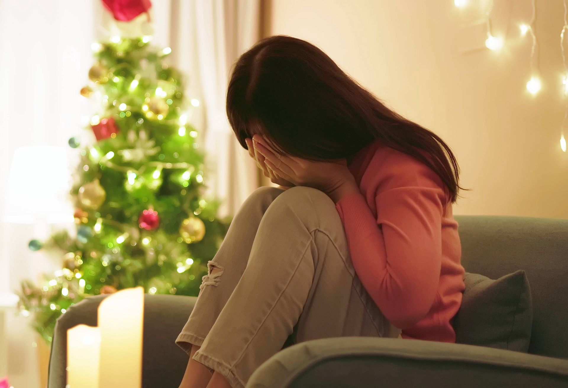 Zamarła, gdy otworzyła prezent od teściowej. "Upokorzyła mnie przy ...