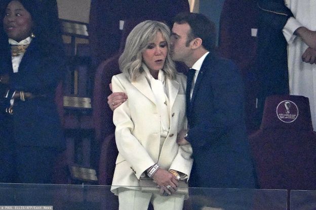 Emmanuel i Brigitte Macron podczas finału mundialu (ZDJĘCIA) - Pudelek