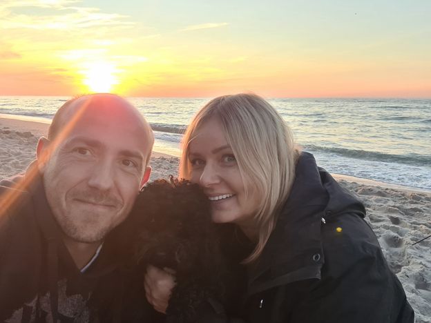 Są razem od 12 lat. Oto żona Borysa Budki! - Pudelek