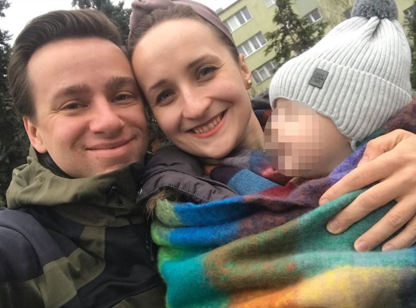 Zobaczcie, w jakich warunkach mieszka Bosak. Gotowi?