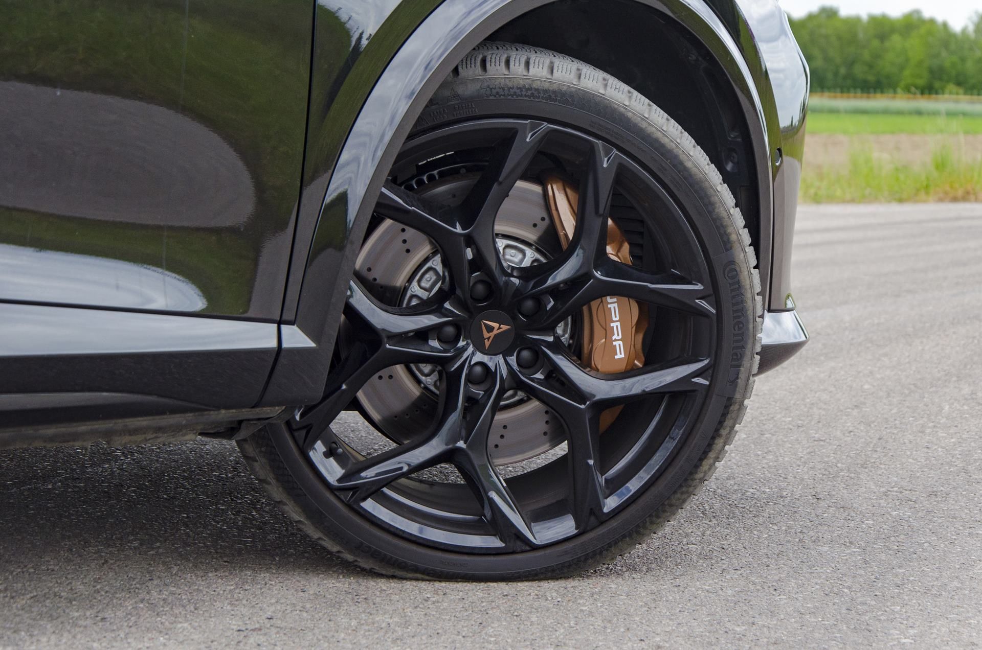 Test: Cupra Formentor VZ5 w wersji BAT - jeździłem jednym z 15 aut w Polsce
