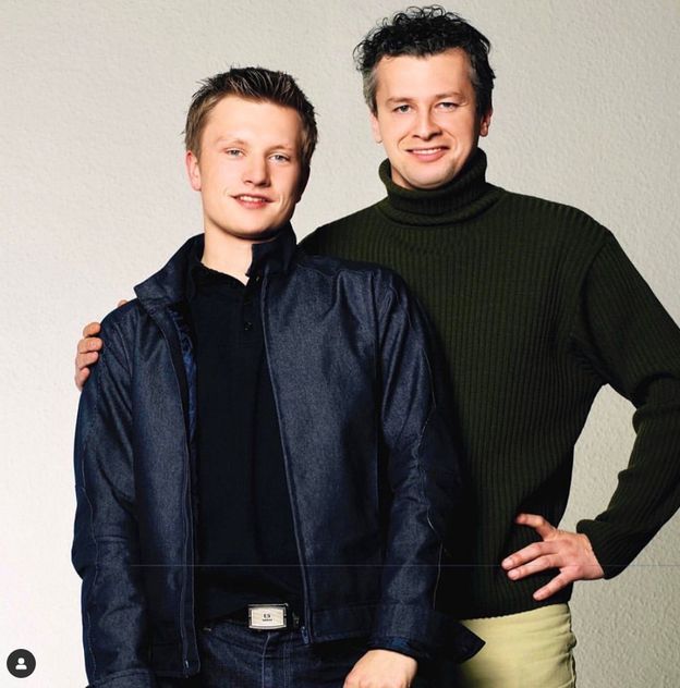 Zaczął zarabiać jako nastolatek: "Te pieniądze były mi zabierane" - Pudelek