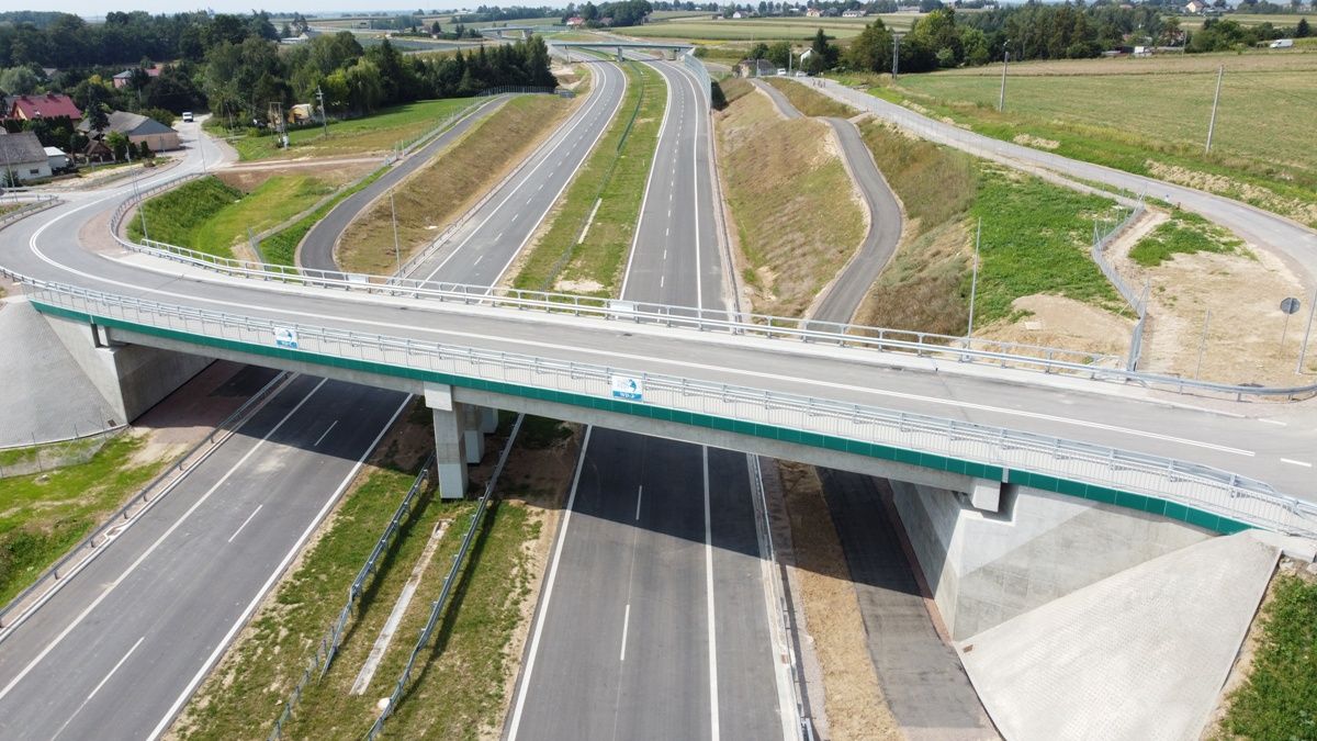 Droga S7 powoli staje się kompletna. GDDKiA zapowiada otwarcie - Money.pl