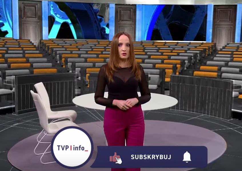 Dobrosz-Oracz włożyła "nagą" bluzkę. Tak ubrana pokazała się na wizji