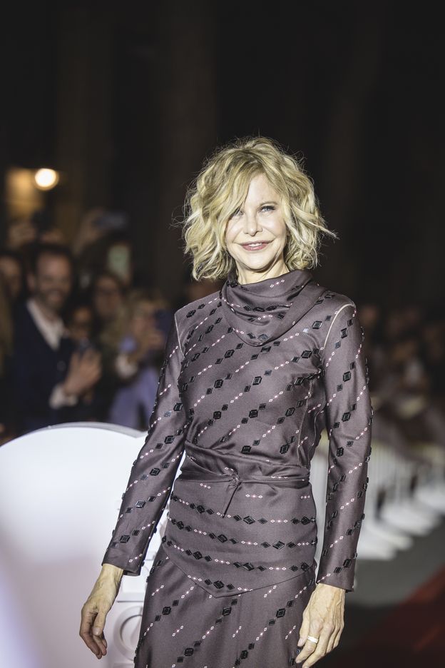 62-letnia Meg Ryan posyła uśmiechy na festiwalu filmowym w Barcelonie ...