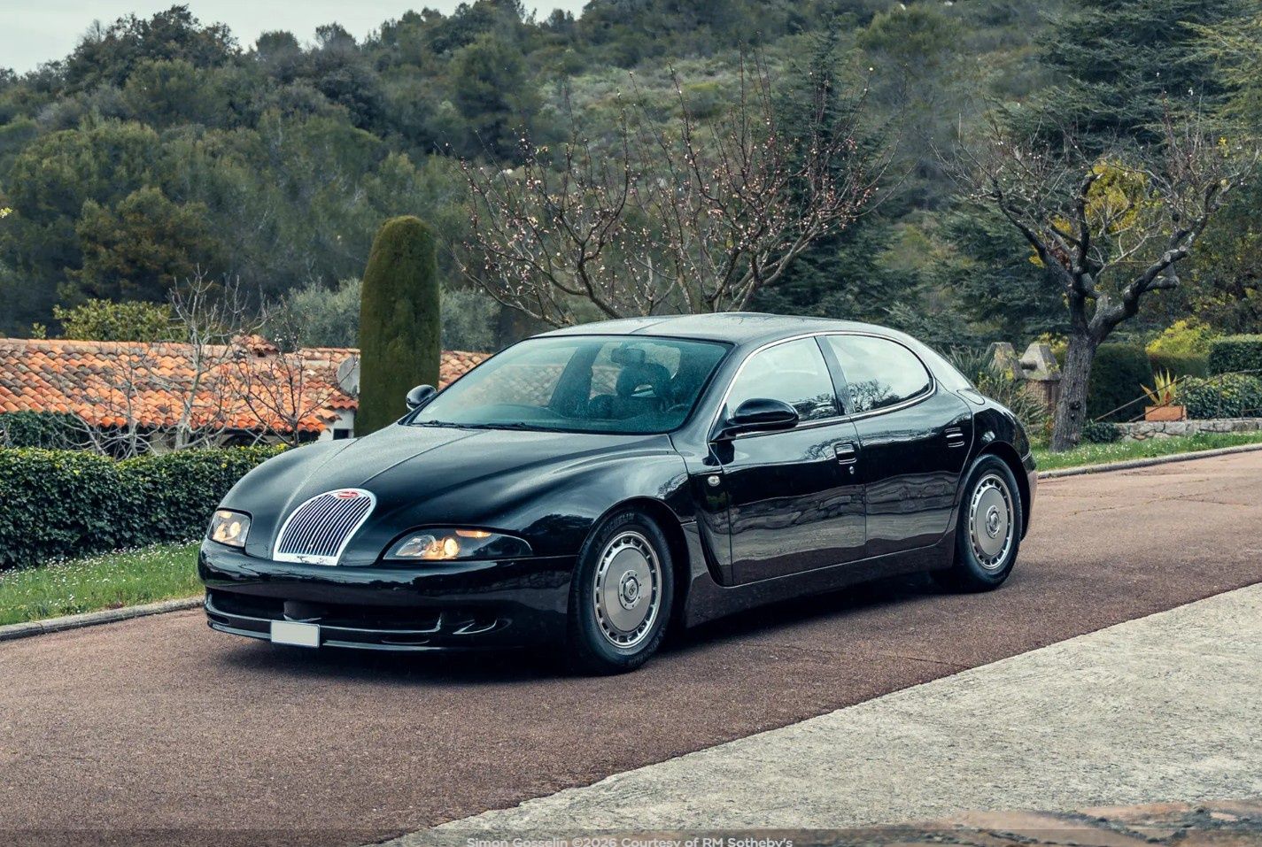 Unikalne Bugatti EB 112 trafi na aukcję w Monako. Powstały tylko 3 sztuki