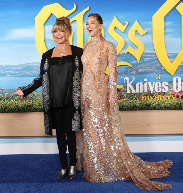 76-letnia Goldie Hawn wspiera córkę Kate Hudson na premierze nowej ...