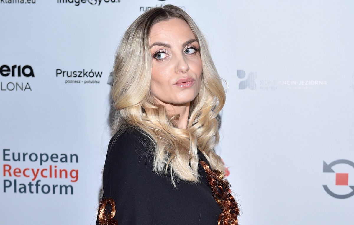 Maja Frykowska wróciła na salony. Dawno jej nie widzieliśmy - WP Kobieta