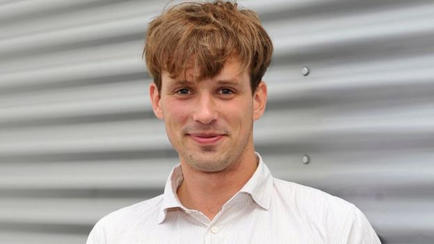 Grał w "Czas honoru" i "Samo życie". Wstąpił do zakonu i zmienił imię ...