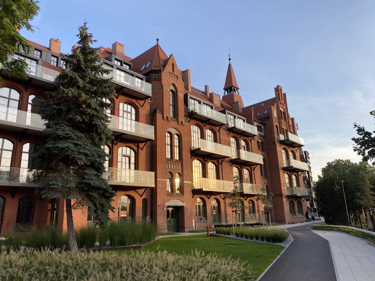 Wrocław. Bulwar Staromiejski. Jeszcze nie jest gotowy, a już zachwyca ...