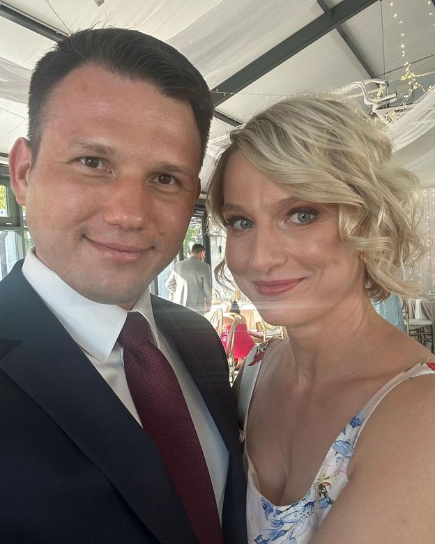 Sławomir Mentzen jest z żoną od wielu lat. "Jest bardziej antypisowska ...