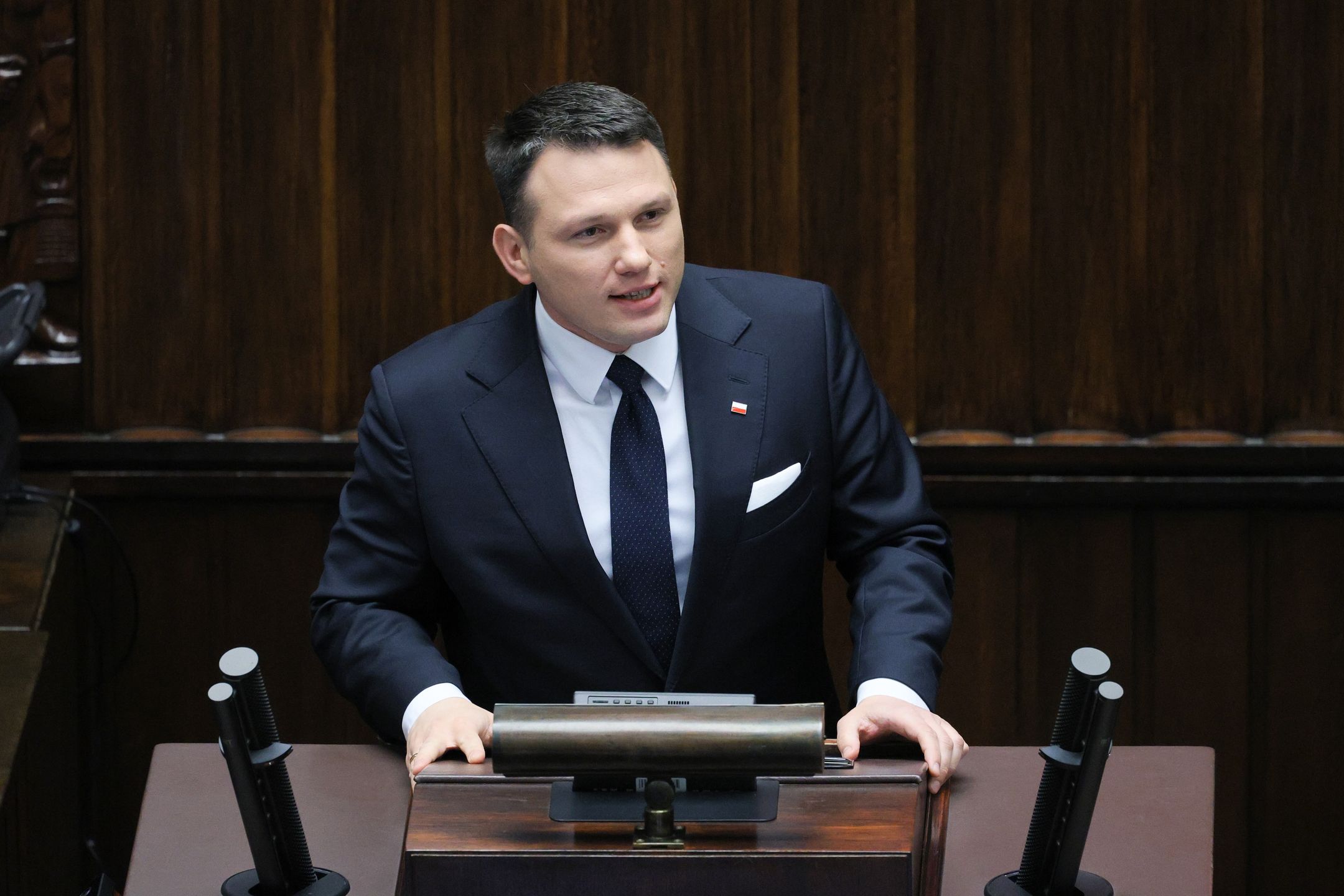 Mentzen śmieje się z wyroku sądu ws. Hołowni? Tak to skomentował