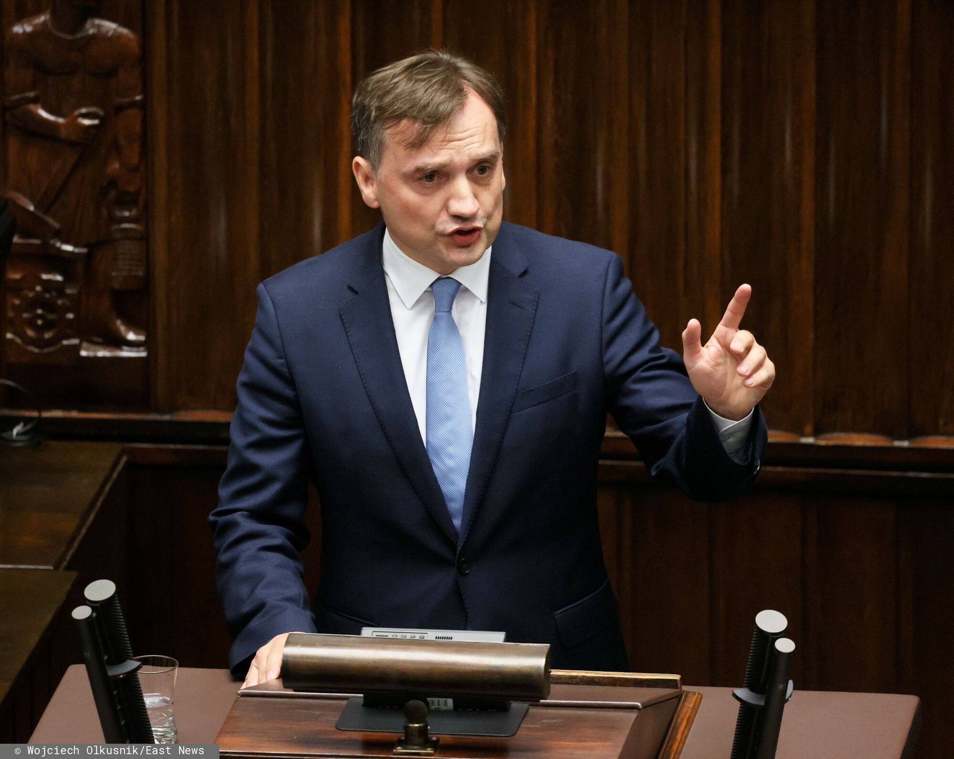 Tanie mieszkania dla biednych, a nie dla polityków. Ziobro zaprezentuje ...