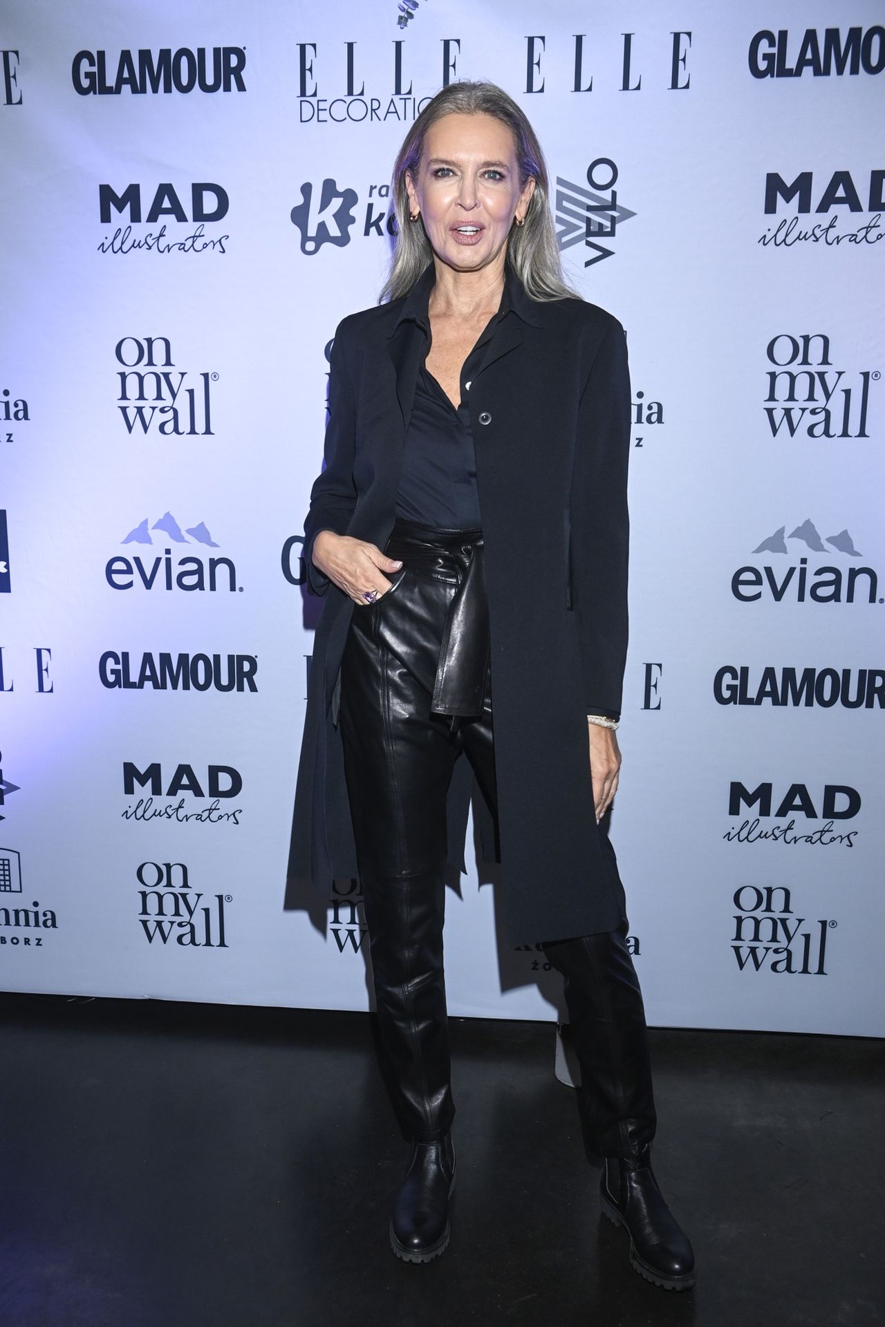 Bogna Sworowska cała na czarno. Postawiła na klasykę z pazurem