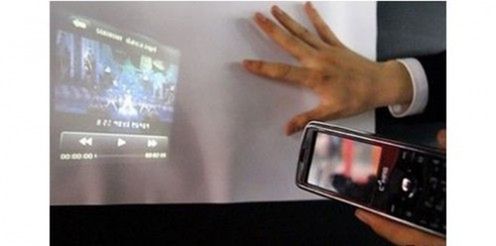 Logic Bolt pierwszym telefonem komórkowym z projektorem