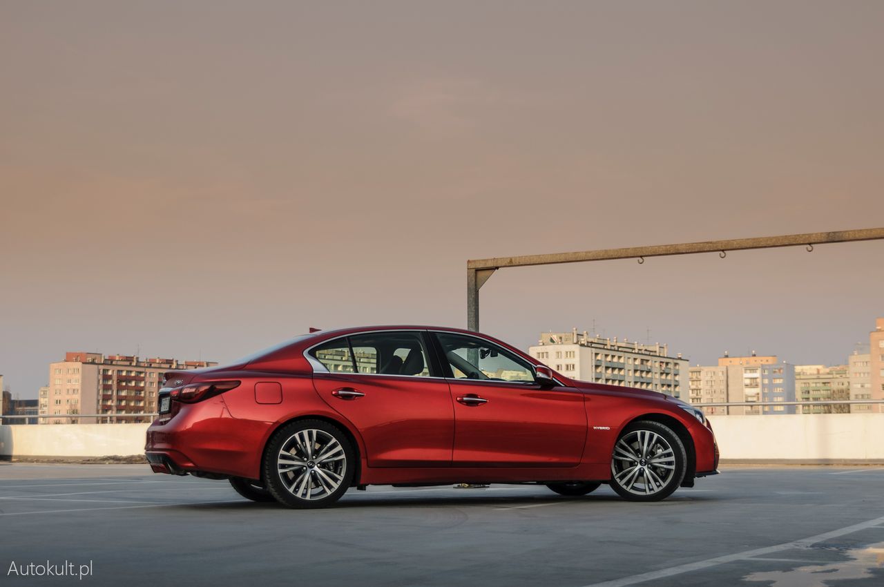 Infiniti Q50S Hybrid AWD (2018) - test, opinia, spalanie, cena