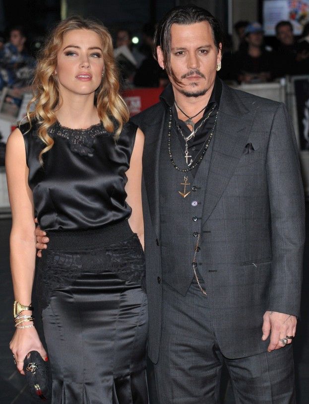 Johnny Depp z Amber Heard i Benedict Cumberbatch z żoną na premierze ...