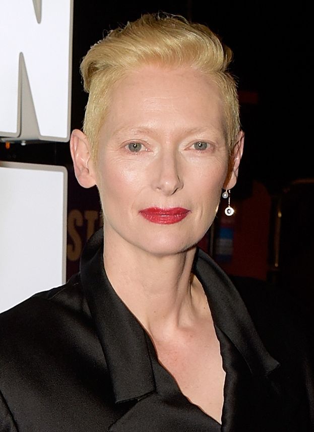 Dakota Johnson i Tilda Swinton promują "Suspirię" w Londynie - Pudelek