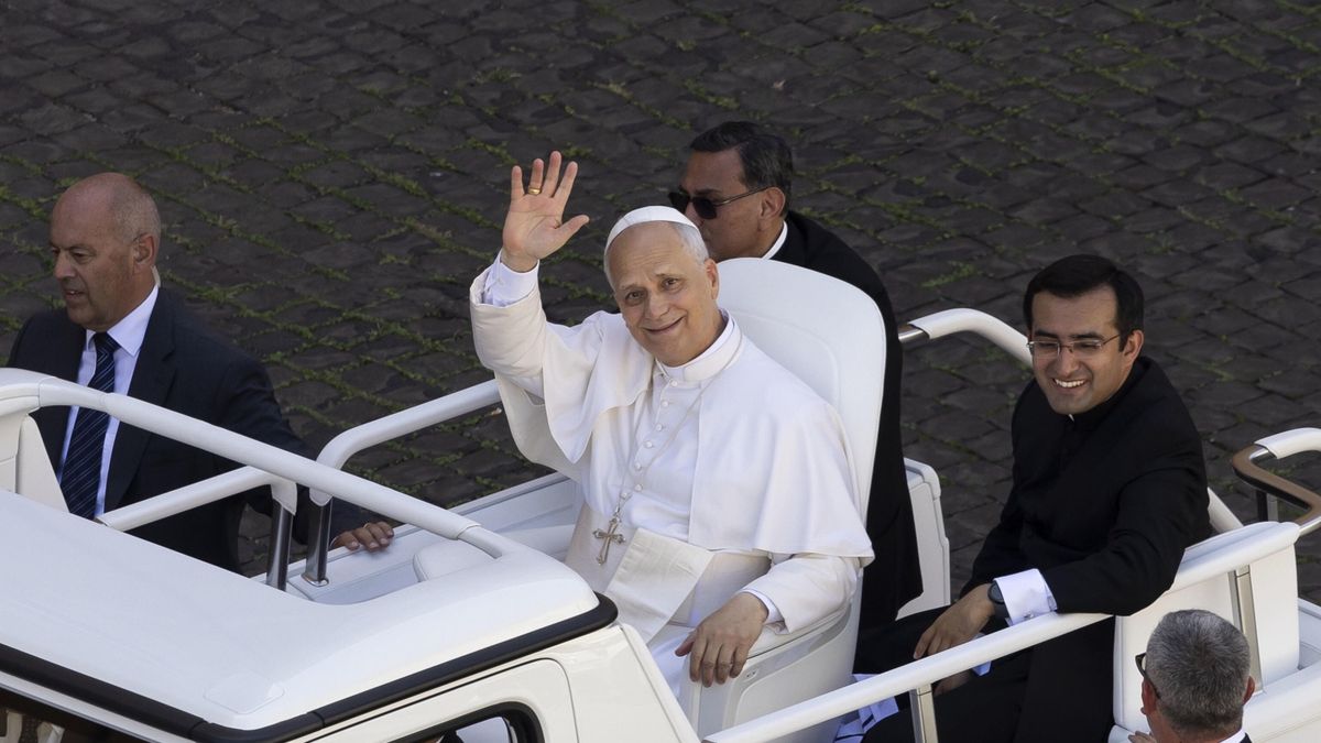 Incydent w papamobile. Papież natychmiast zareagował i przeprosił