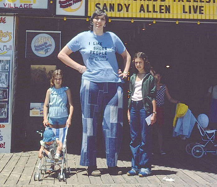 Sandy Allen – najwyższa kobieta świata zachwyciła Felliniego. Miała nie ...