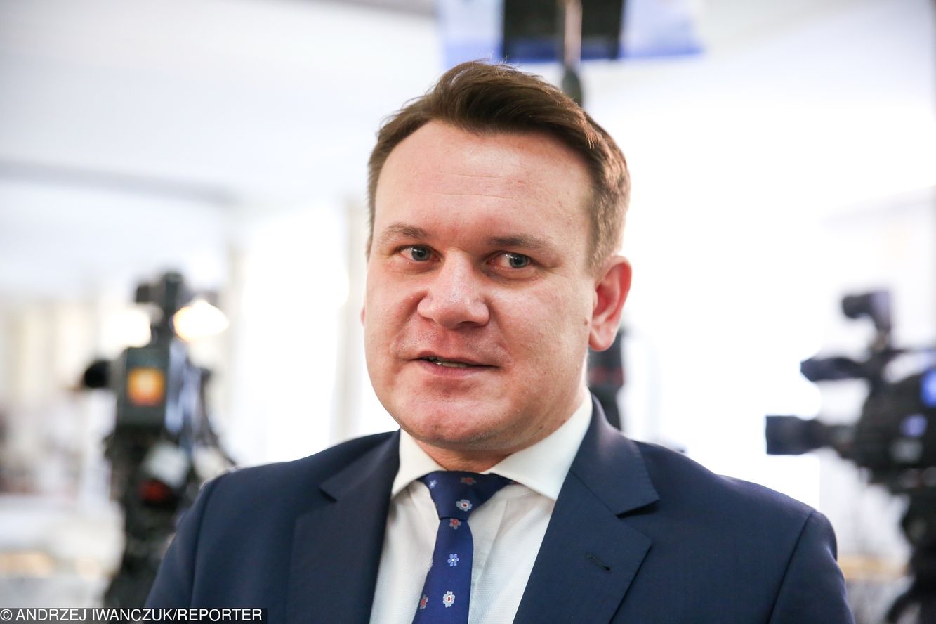 Dominik Tarczyński pouczał Szwedów jak żyć. Został gwiazdą za "zero ...