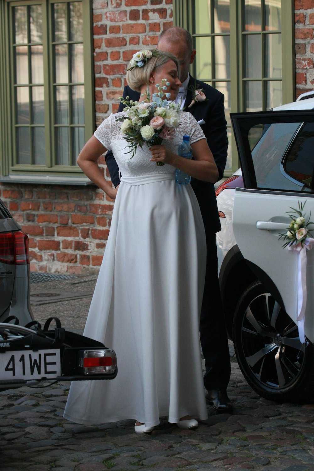 Ciężarna córka Lecha Wałęsy wzięła ślub! Mamy zdjęcia z ceremonii!