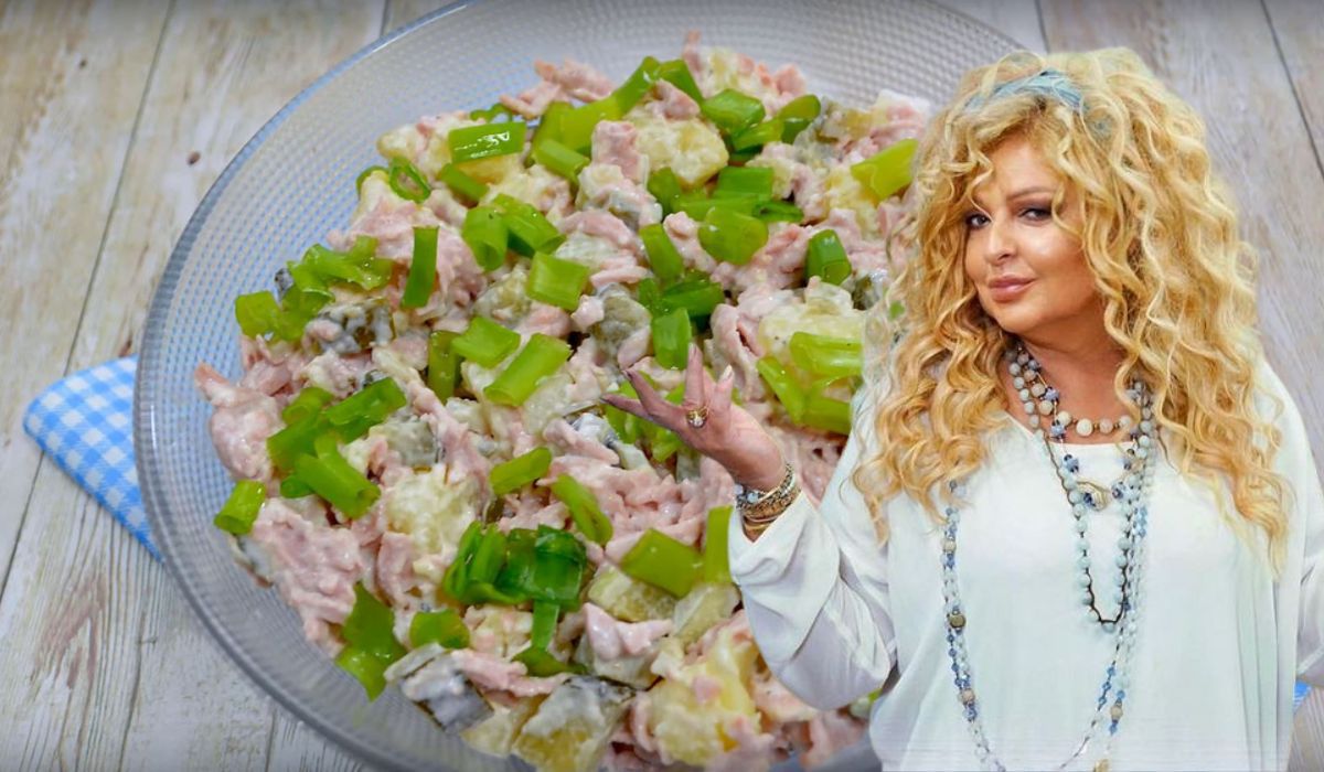 Magda Gessler przygotowuje sałatkę w nietypowy sposób. Dodaje do niej ...