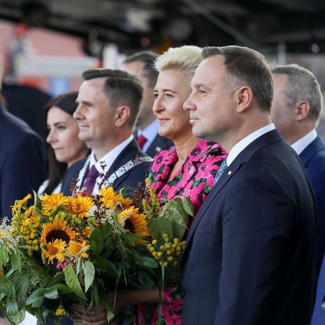 Agata Duda na "Święcie Kwiatów, Owoców i Warzyw" . Jej marynarka ...
