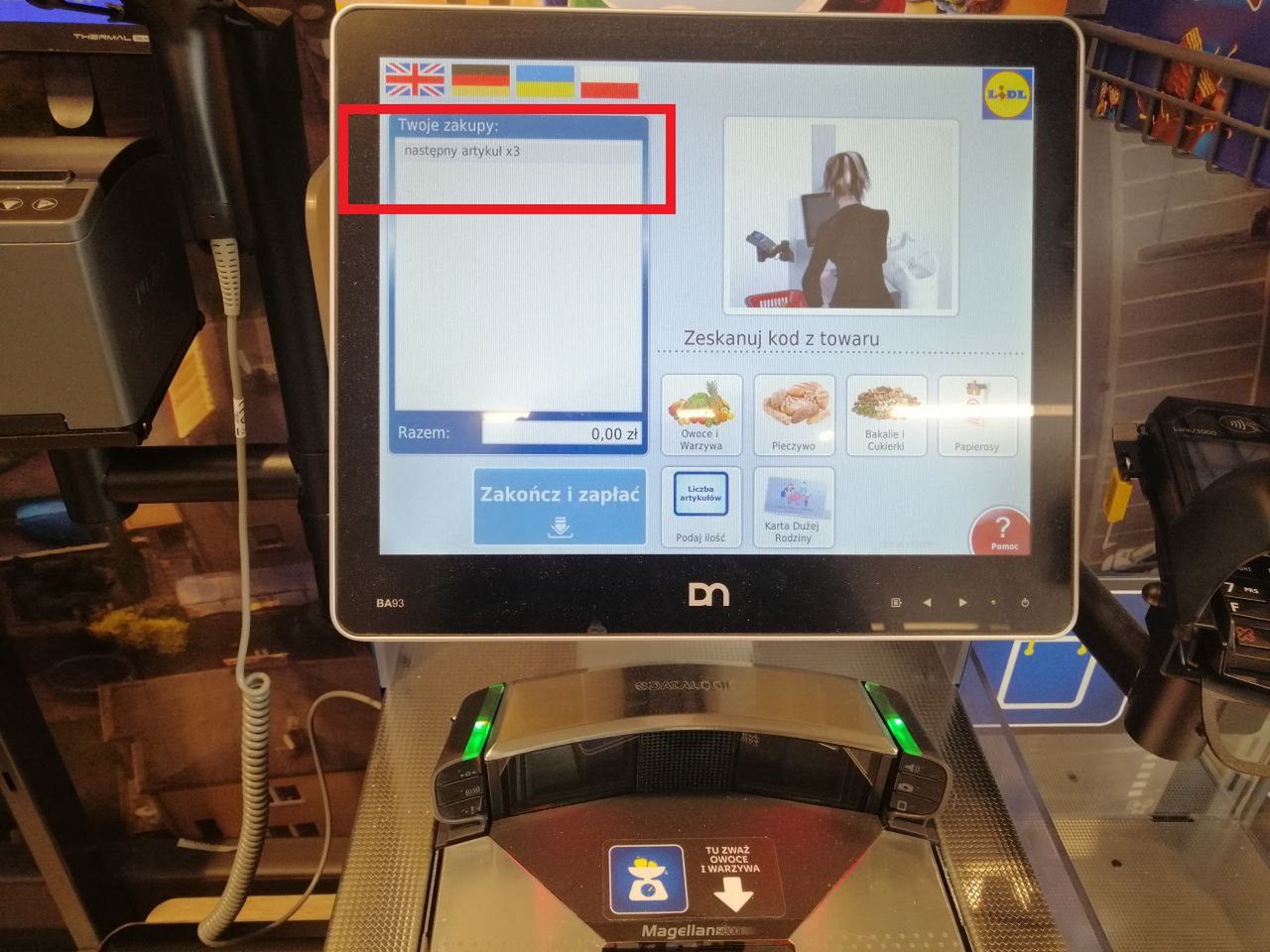 Przycisk na kasie samoobsługowej w Lidlu. Dzięki niemu oszczędzisz ...